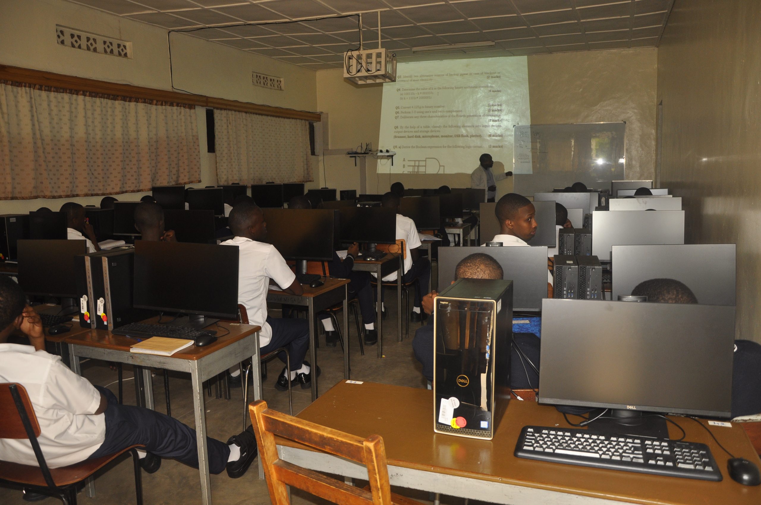 Computer-Lab 4 – IFAK- Institut de Formation Apostolique de Kimihurura